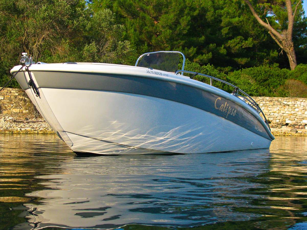 100 HP - Paxos Boats